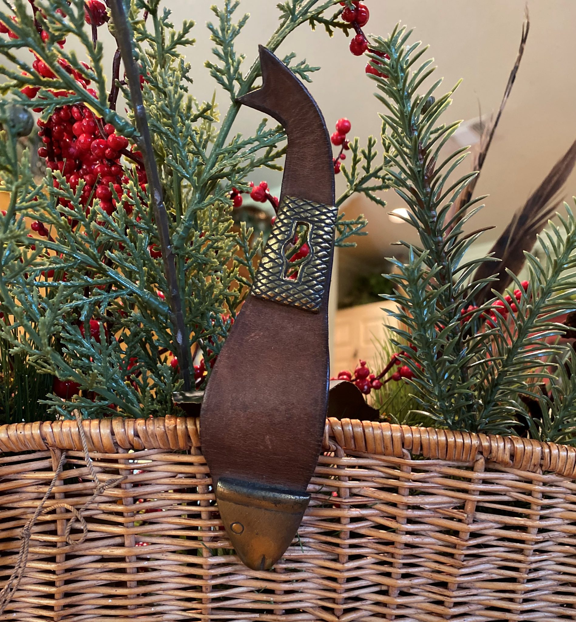 Vintage Fishing Creel Door Decor » Heritage Game Mounts